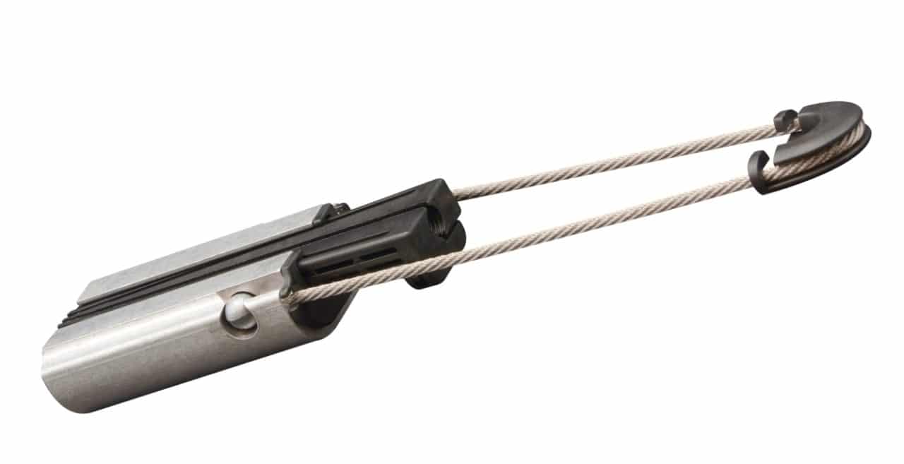 Anchoring dead-end clamps for abc -PA1500 - Niled